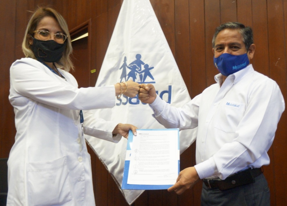 EsSalud La Libertad presenta a nueva directora de Hospital Virgen de la ... EsSalud La Libertad presenta a nueva directora de Hospital Virgen de la ...